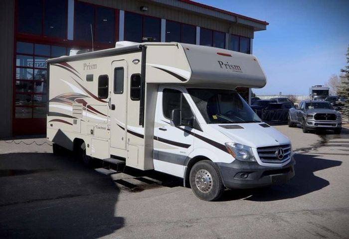 Coachmen Prism 2017 Used RV for Sale in Calgary, Alberta - RVDealers.ca