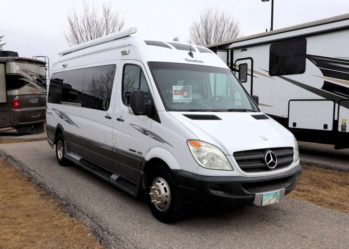 ROADTREK SPRINTER ADVENTUROUS 2010 Used RV for Sale in Calgary, Alberta ...
