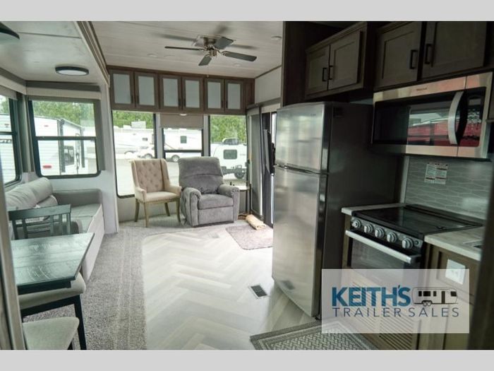 Forest River RV Salem Villa Series 353FLFB 2022 Used RV for Sale in ...