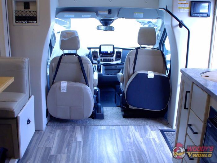 THOR MOTOR COACH COMPASS 23TW 2022 Used RV for Sale in Calgary, Alberta ...