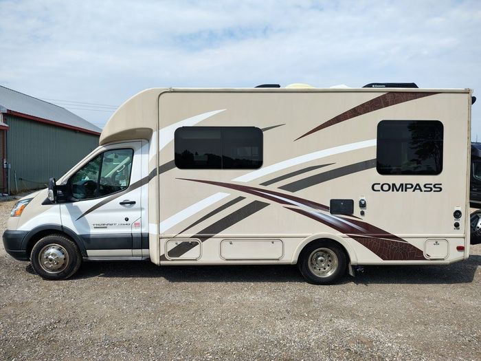 THOR COMPASS 23TR 2017 Used RV for Sale in London, Ontario - RVDealers.ca