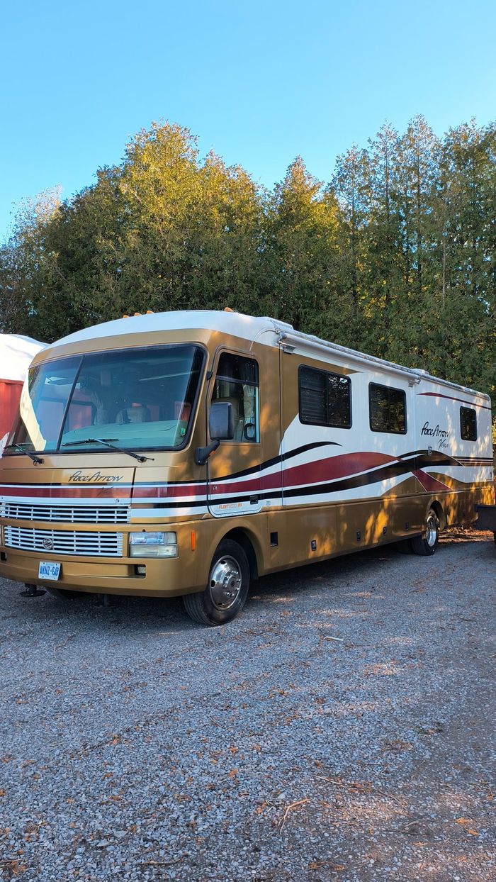 Fleetwood Pace Arrow 2000 Used RV for Sale in Oshawa, Ontario ...