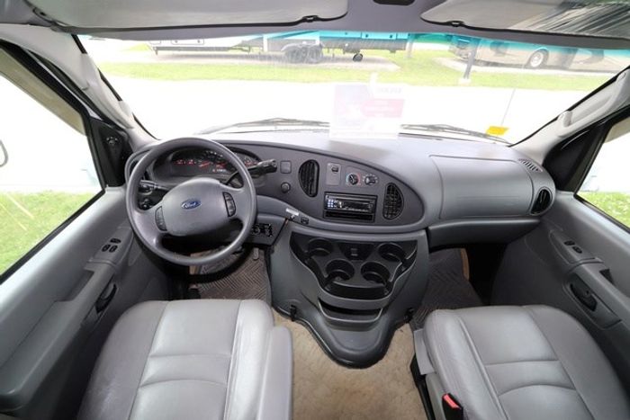 COACHMEN LEPRECHAUN 2005 Used RV for Sale in Calgary, Alberta ...