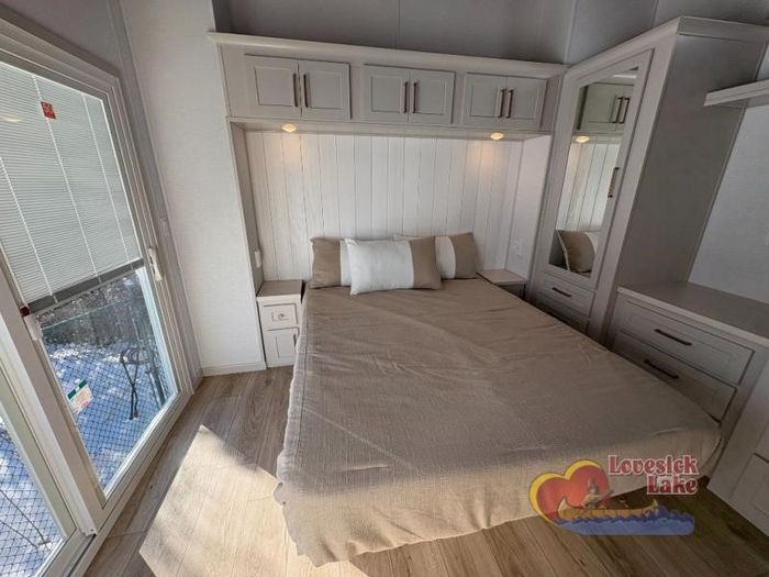 Kropf Canadian Series 645IUWD 2026 New RV for Sale in Burleigh Falls ...
