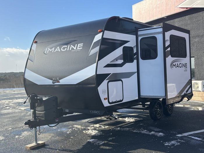 Grand Design RV IMAGINE XLS 17MKE 2023 Used RV for Sale in Bridgewater ...
